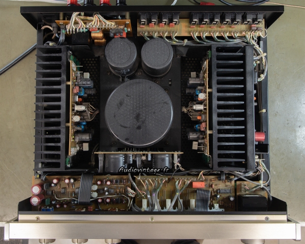 Accuphase E-205 – Audiovintage